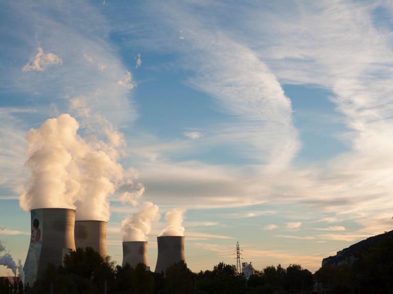 Les 4 unités de production de la centrale nucléaire de Cruas-Meysse ...